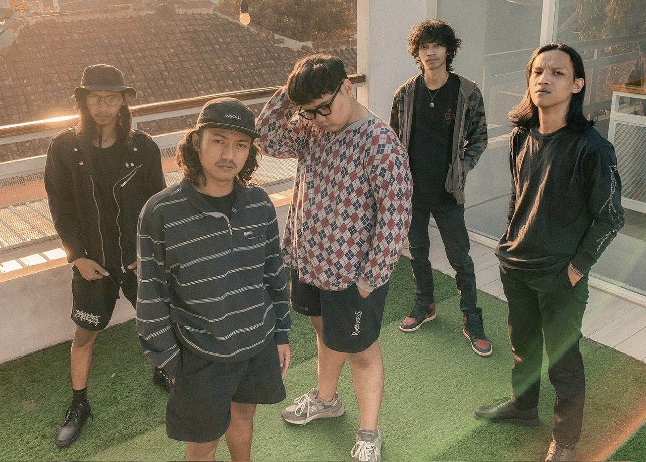 Band Groove Metal Rawness Rilis Mini Album ‘Enter The Disaster ...